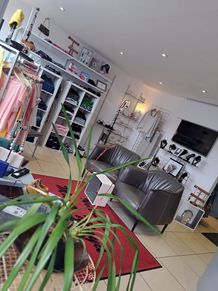 The Team – Maya Maya Ltd