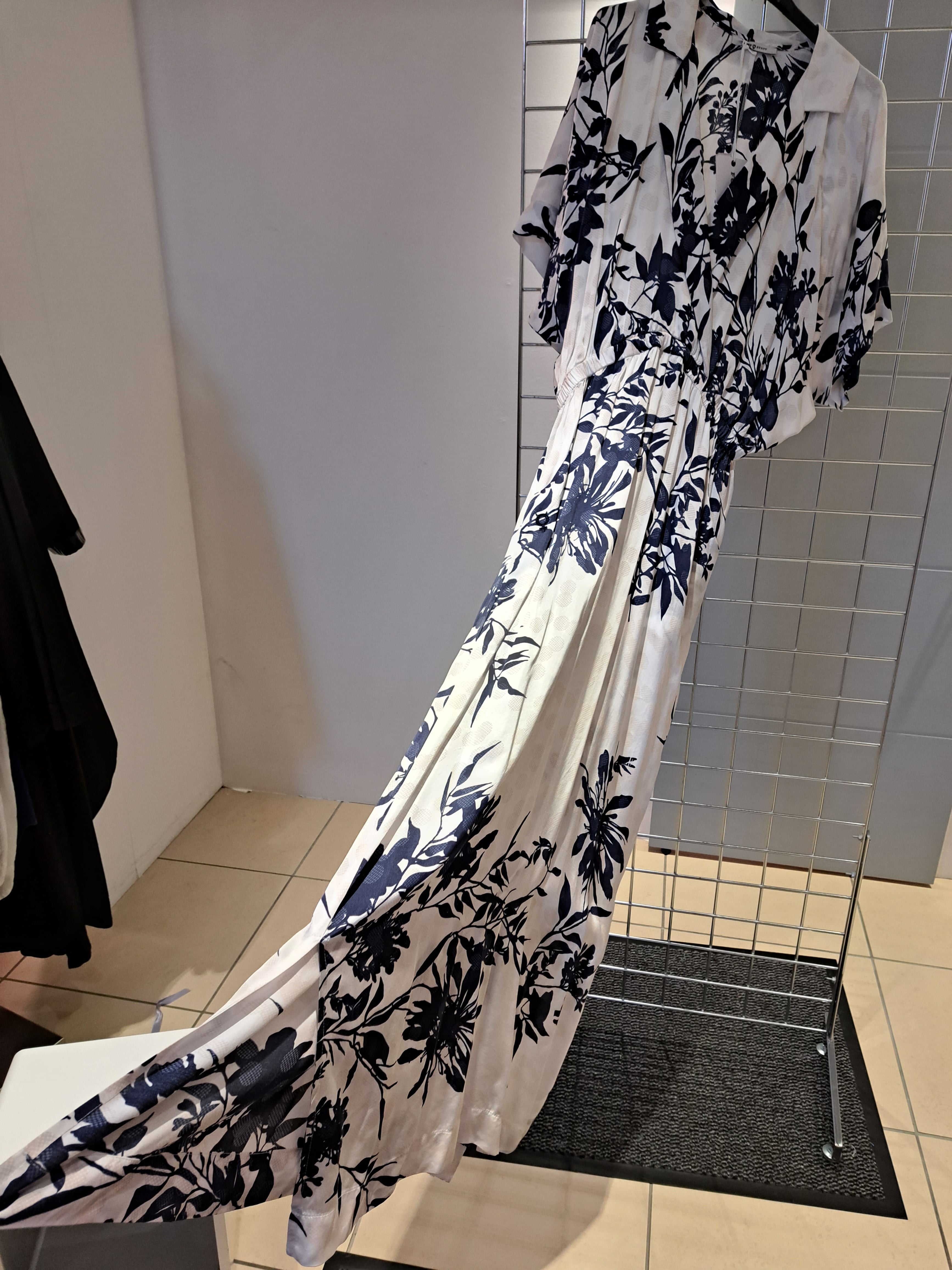Funky Staff maxi dress – Maya Maya Ltd